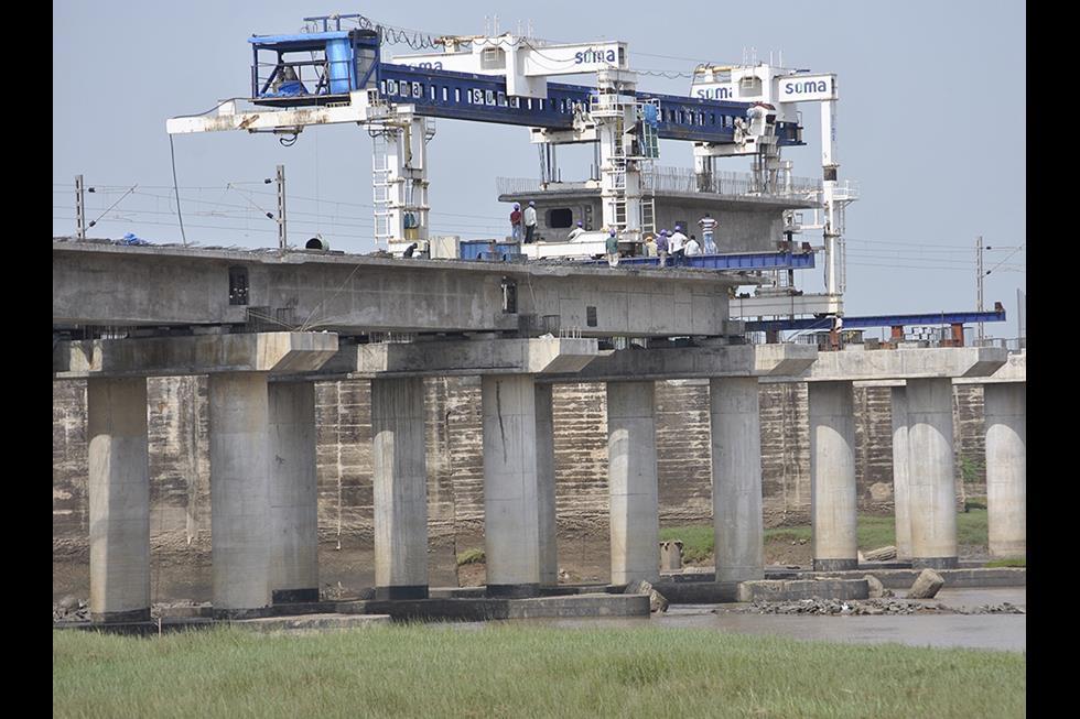 Eastern DFC railway systems contract awarded | News | Railway Gazette ...